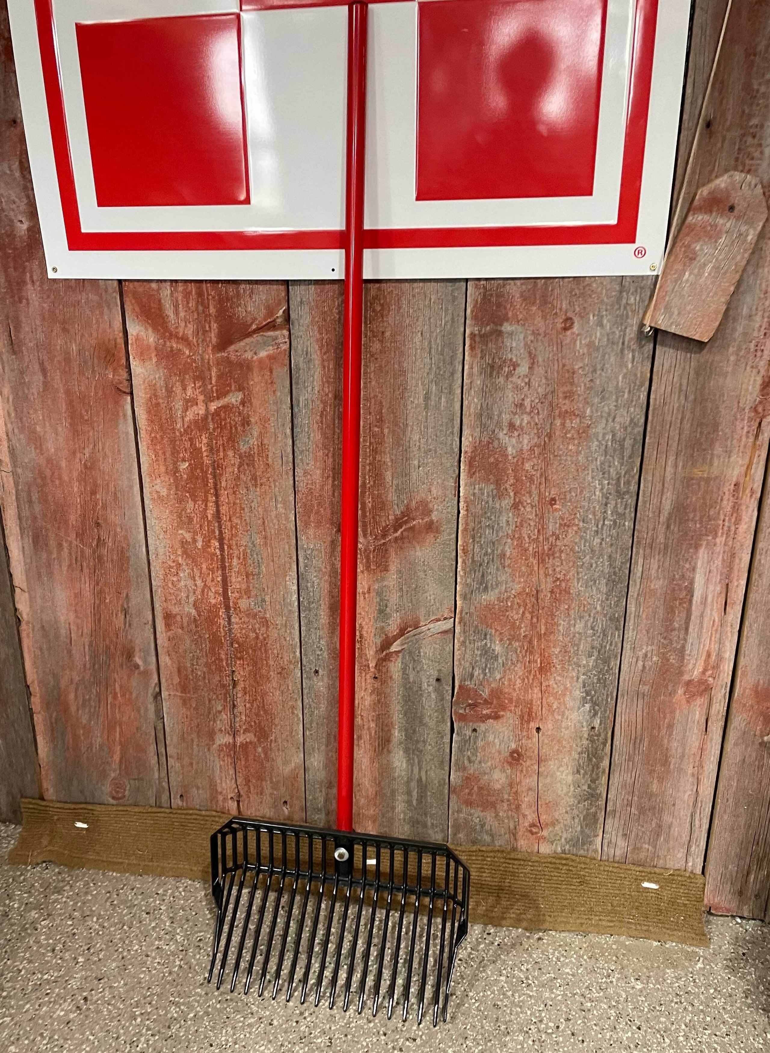 Stall Fork - Basket Style | Hanson Horse Ranch & Farrier Supply Store